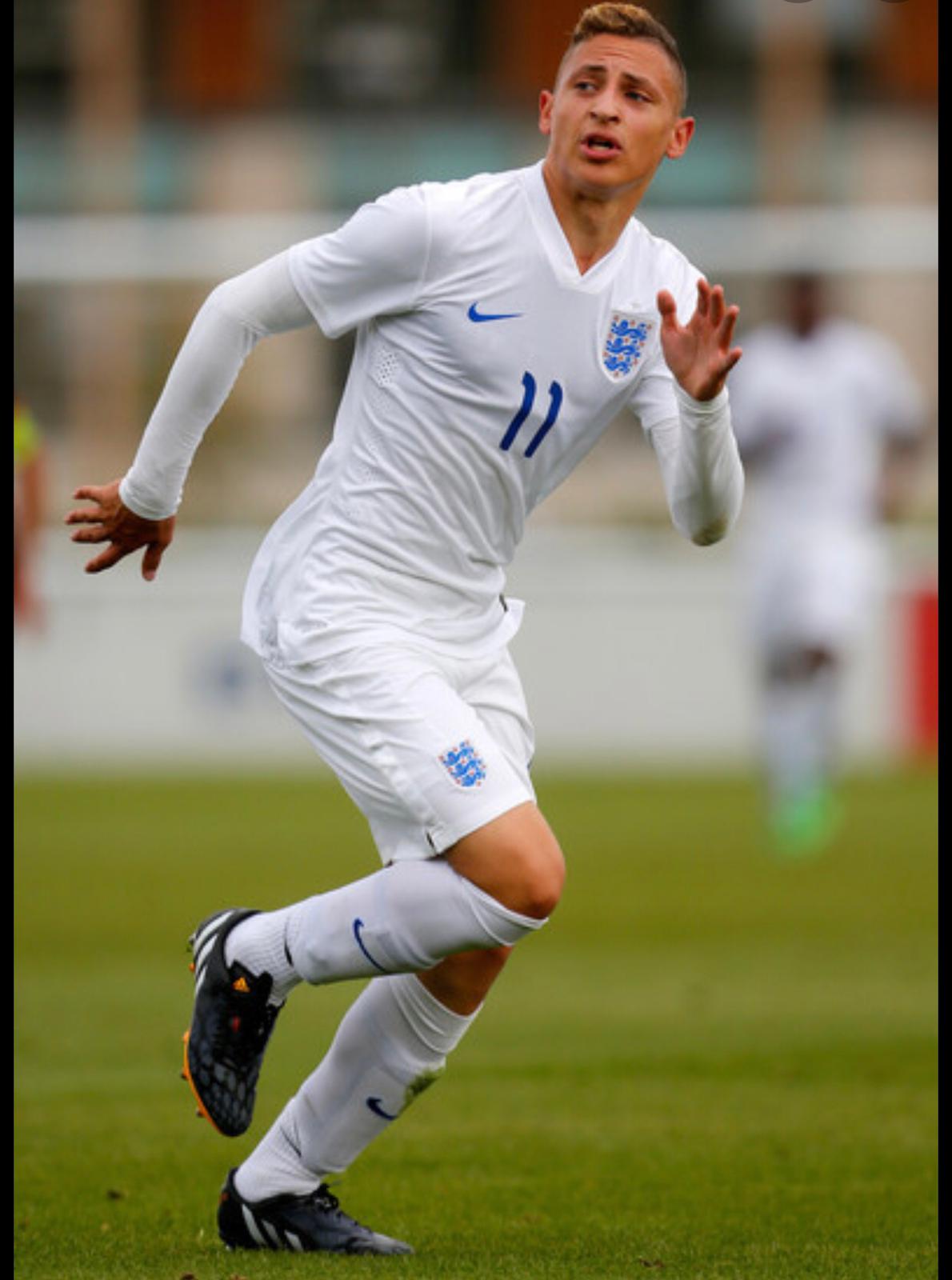 Kairo Edwards-John gengur til liðs við Þrótt - Knattspyrnufélagið Þróttur